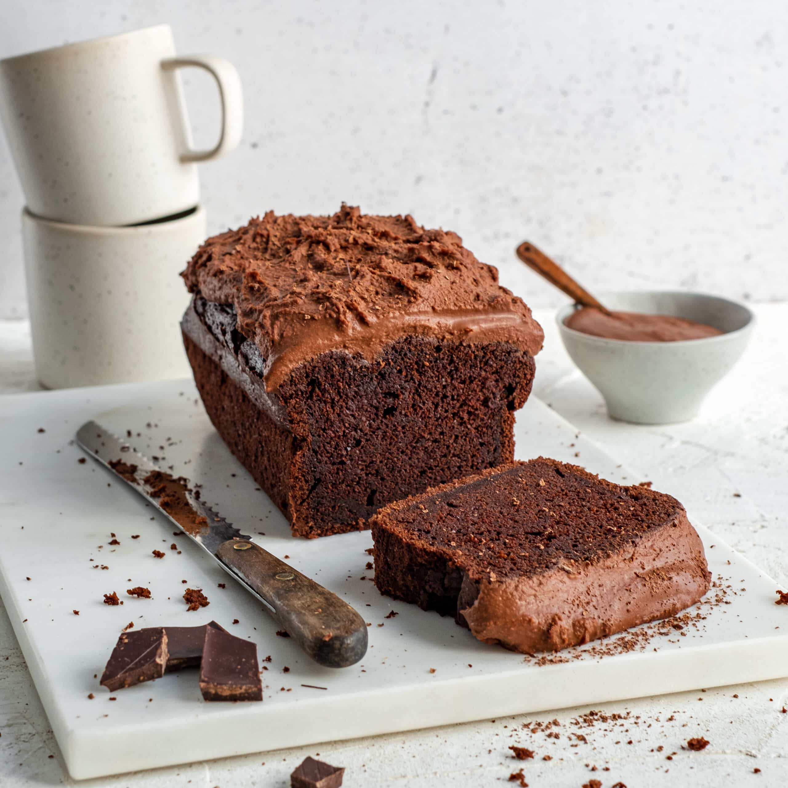 Super luchtige en smeuïge chocoladecake – Alles in één kom!