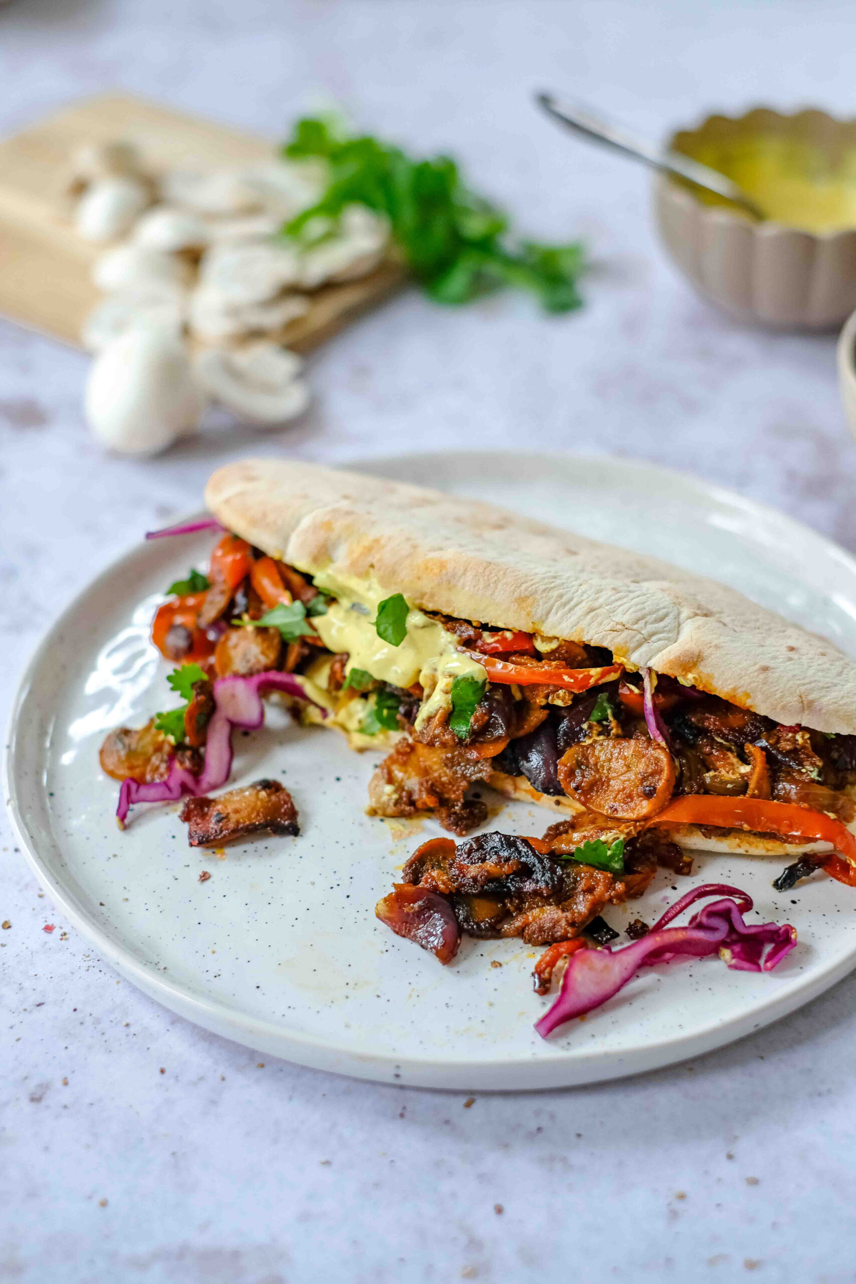 Pita met vegetarische shoarma – Kokerellen, snel en voedzaam